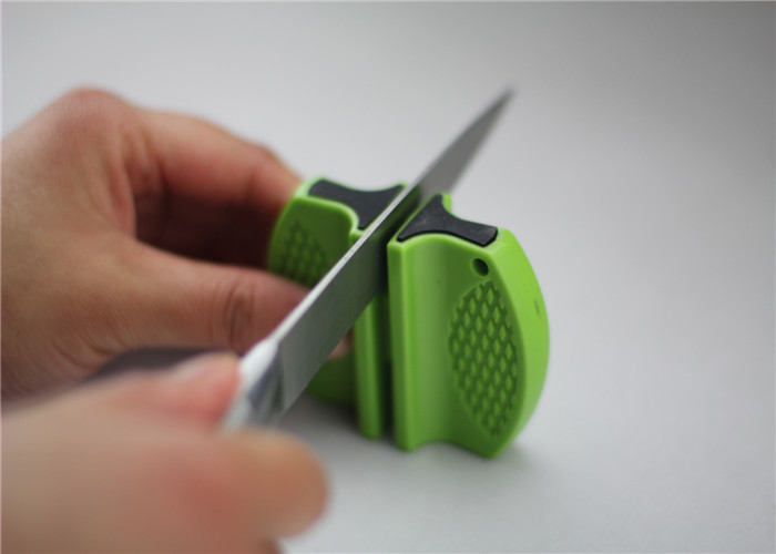 Portable Mini Knives Sharpener , 2 Stage Knife Sharpener Long Lifespan